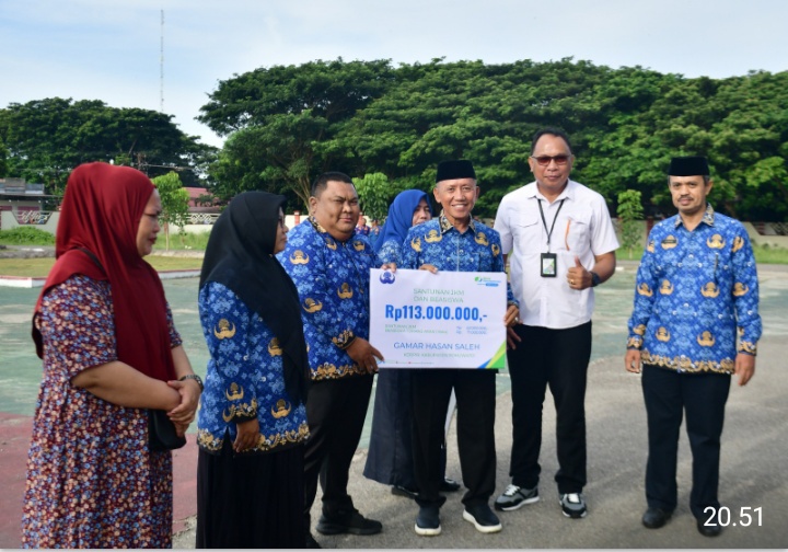 Apel Korpri, Wabup Iwan Adam Serahkan Santunan Dana Duka – Deteksi News